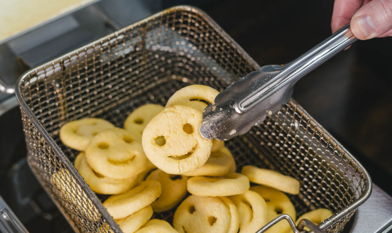 Frittierfett oder Öl? Was eignet sich besser zum Frittieren?
